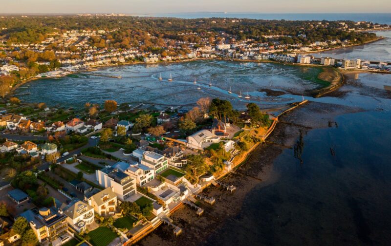 Seaside towns - Best places to live in 2024